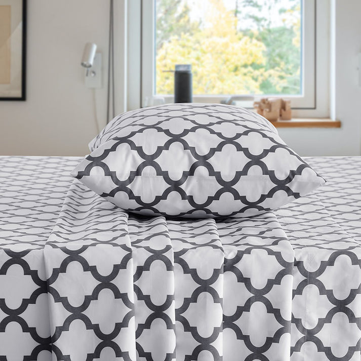 4-Piece Quatrefoil Sheet | Lux Decor Collection | Comfortable Bedding